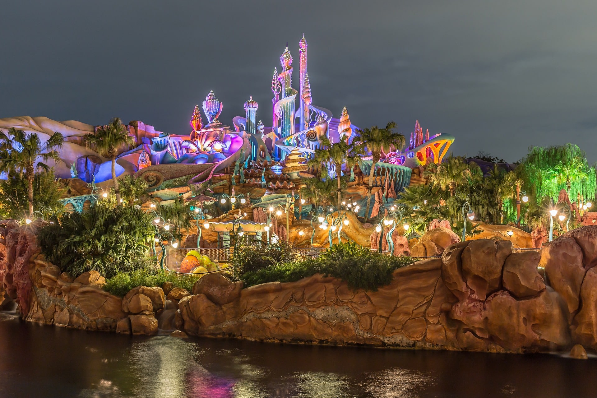 Disney - O Guia Completo dos Parques pelo Mundo