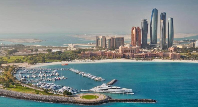 Hoteis em Abu Dhabi: 15 melhores e + irresistíveis de 2025