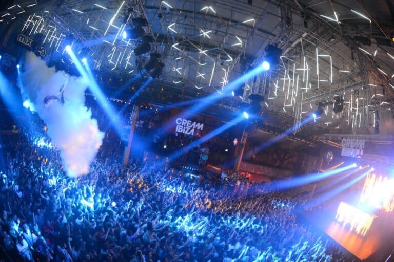 Festas em Ibiza: Guia das 12 melhores baladas em 2026