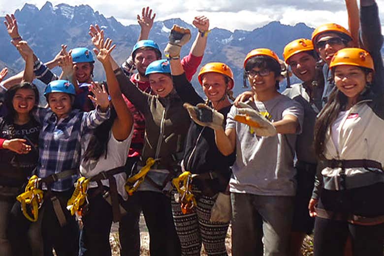 Tirolesa no mirante do Vale Sagrado + ponte em Racchi!
