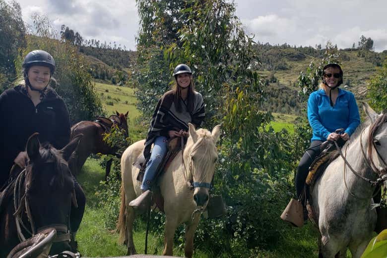 Passeio a cavalo pelo Templo da Lua e Montanha de Chacan