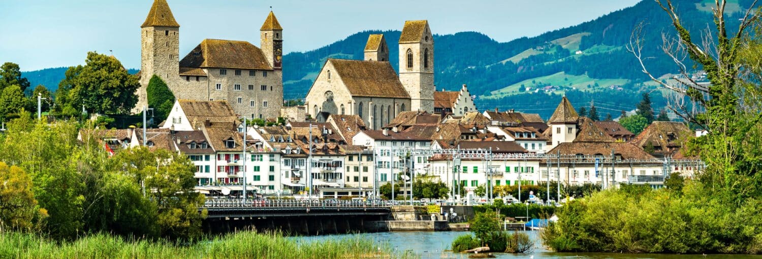 Excursão a Rapperswil e Einsiedeln + Museu Lindt e fábrica de queijo