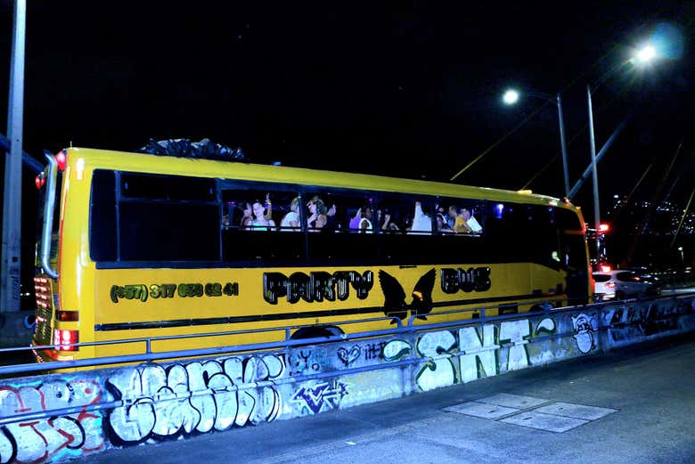Party Bus por Medellín: Compre já e caia na diversão