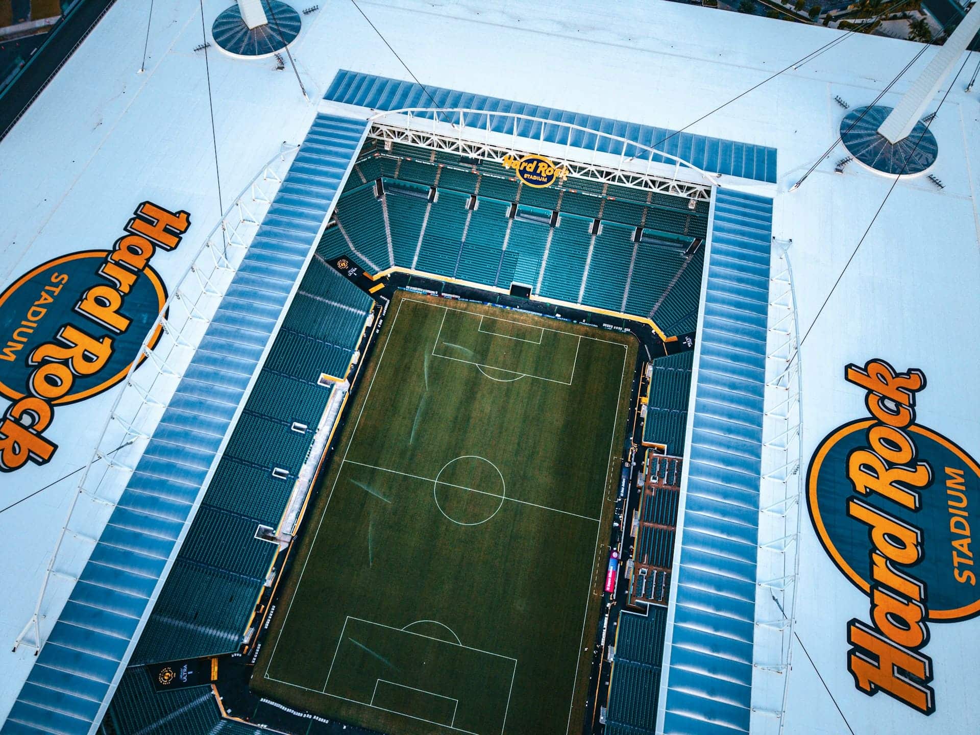 Hotéis perto do Hard Rock Stadium: 13 dicas p/ a Copa 2026